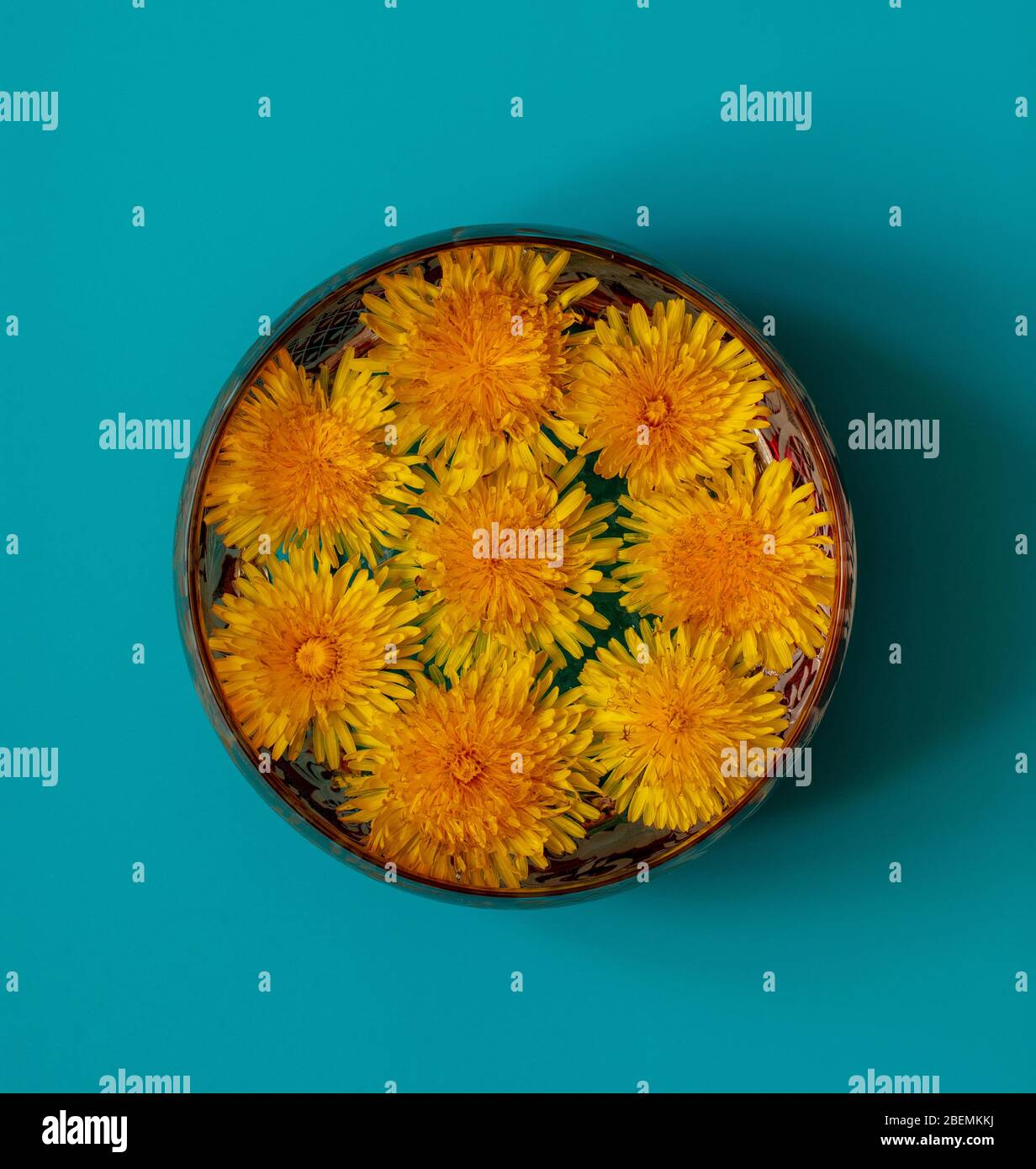 Glass bowl flower floating in hi-res stock photography and images - Alamy
