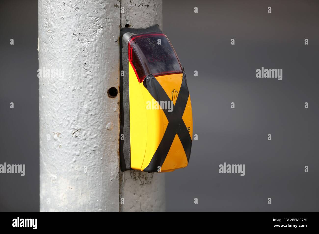 Crossover switch hi-res stock photography and images - Alamy