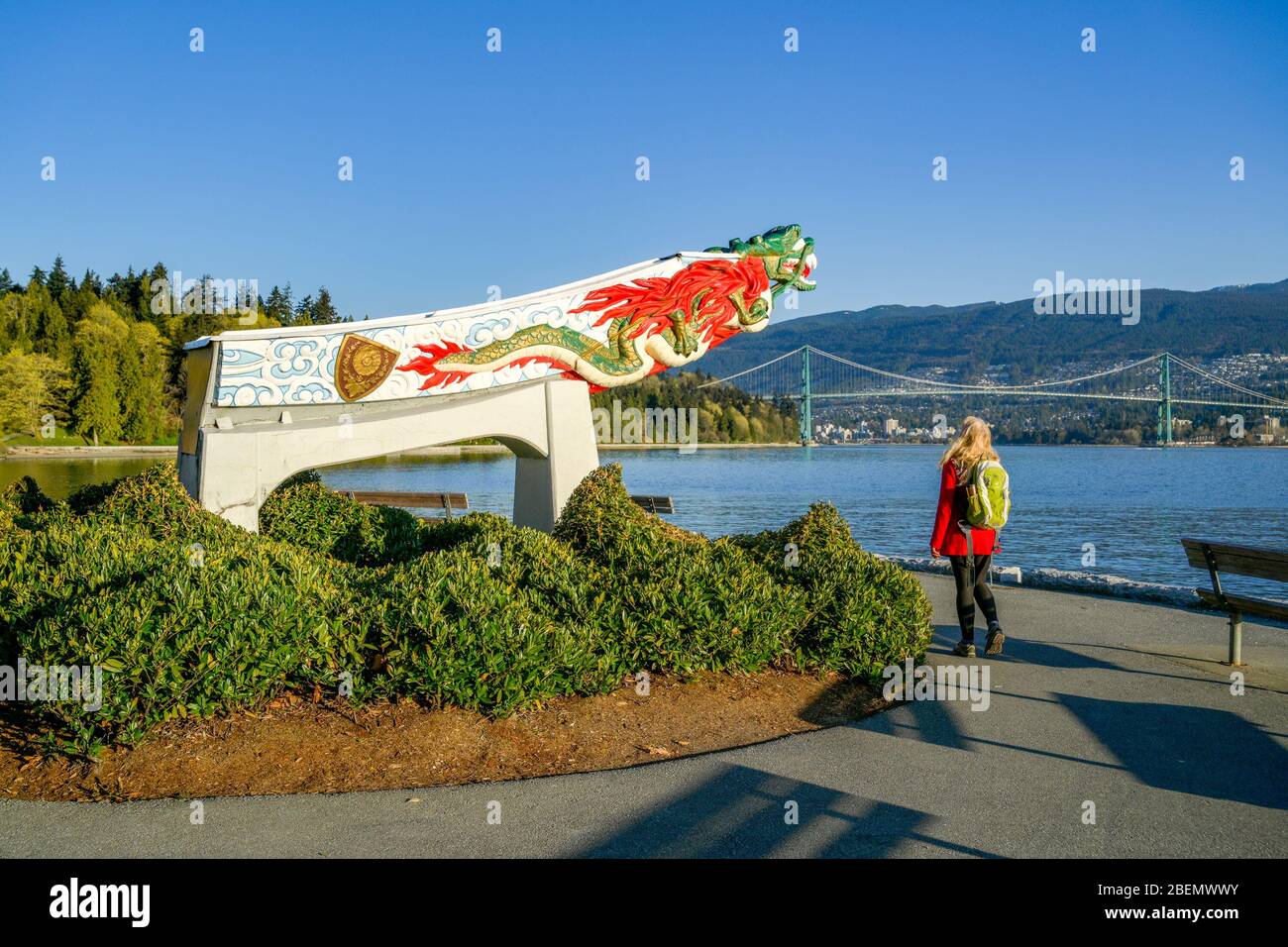 Sea serpent figurehead hi-res stock photography and images - Alamy