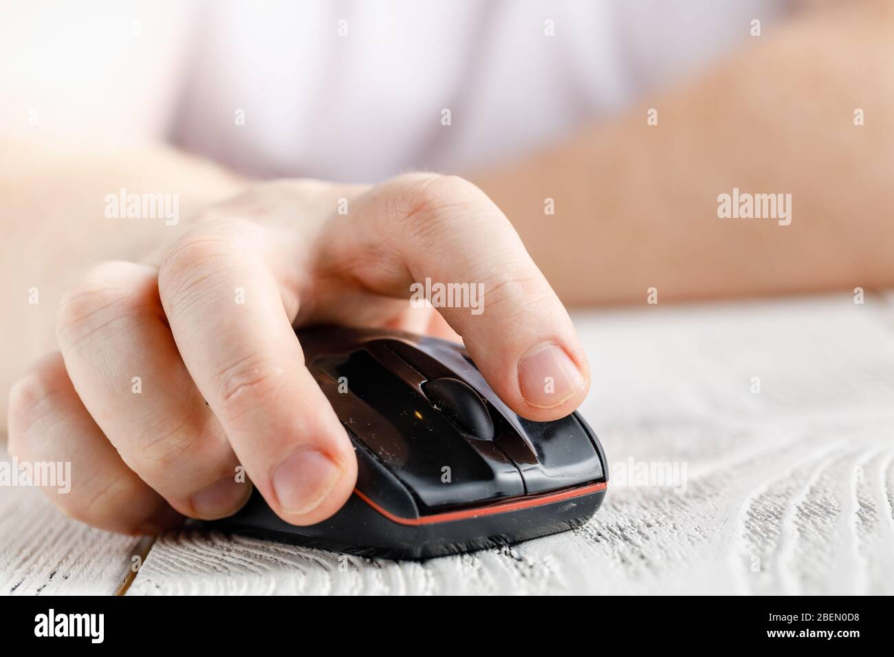 Closeup view of hand holding wireless mouse Stock Photo - Alamy