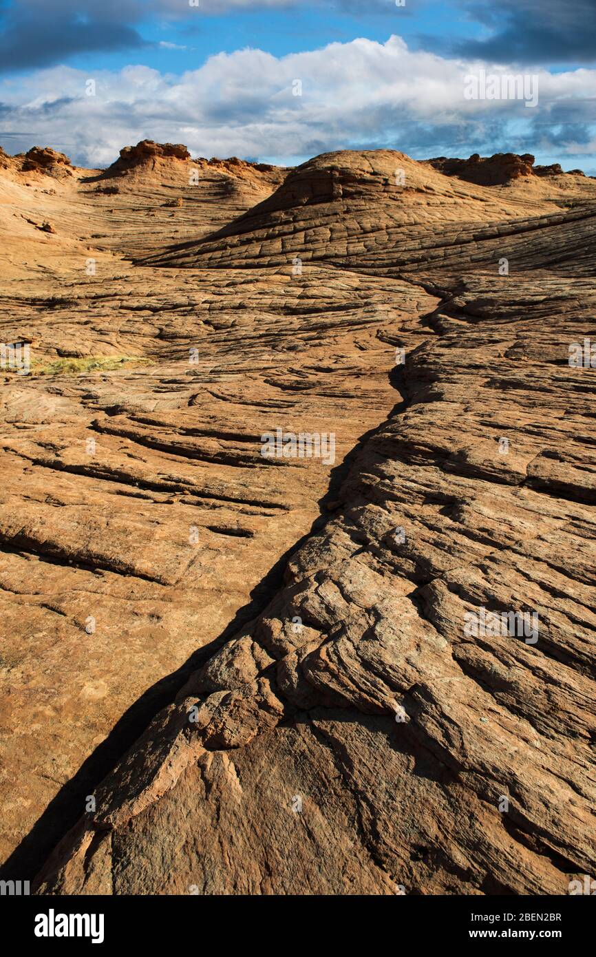 Folded rocks hi-res stock photography and images - Alamy