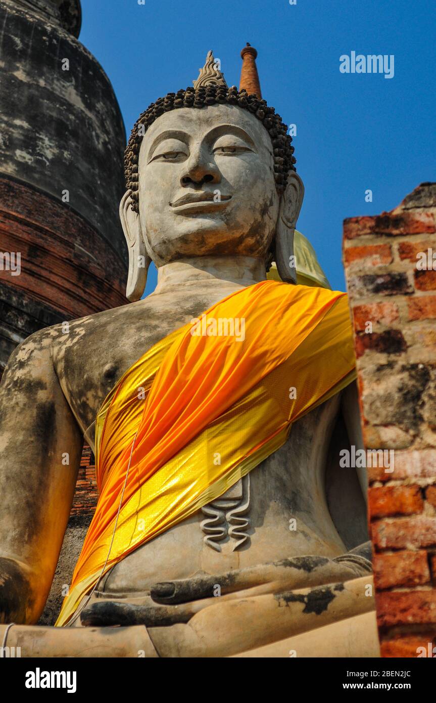 Buddhist statues in Phra Nakhon Si Ayutthaya Thailand Stock Photo - Alamy