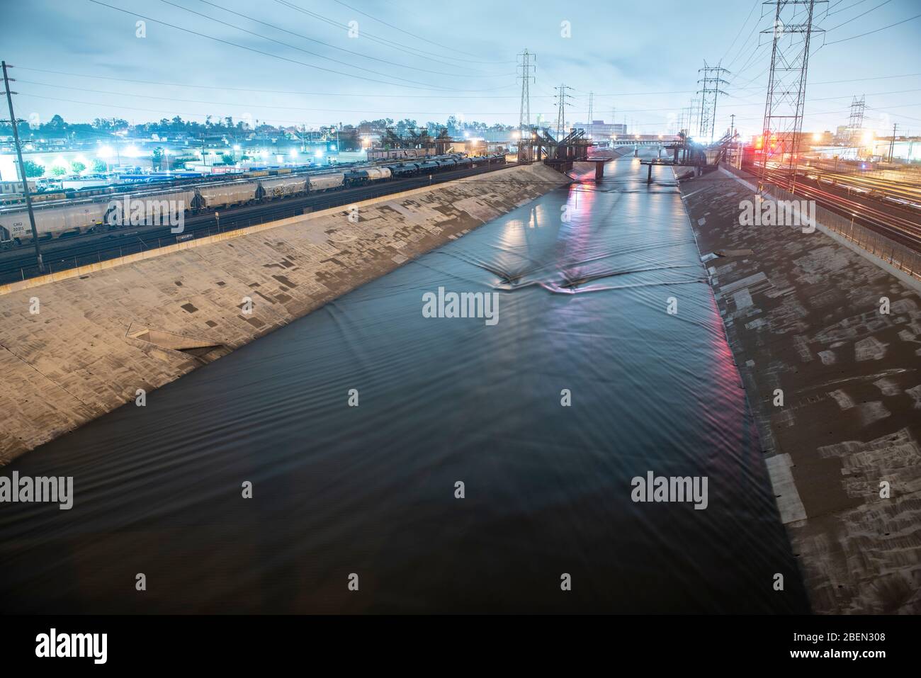 The Los Angeles River in Downtown LA Arts District Stock Photo - Alamy