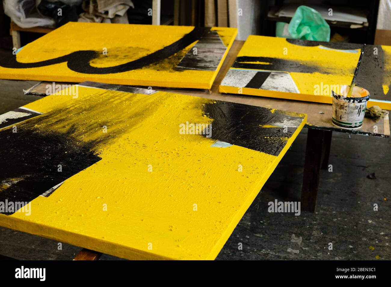 Artist's painting process . working in studio Stock Photo - Alamy