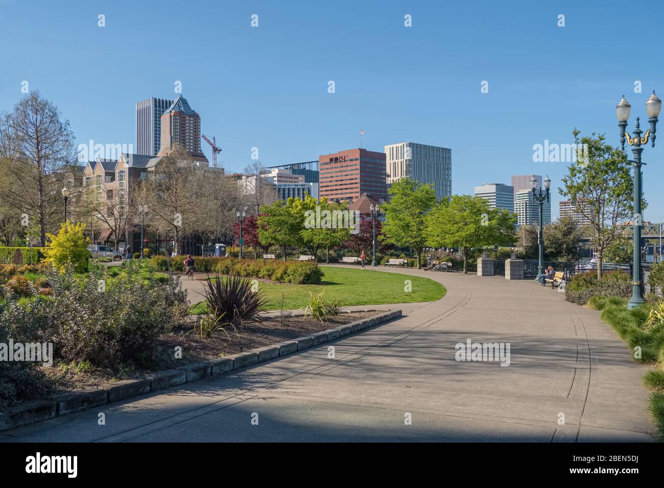 The waterfront park in Portland Oregon downtown Stock Photo - Alamy
