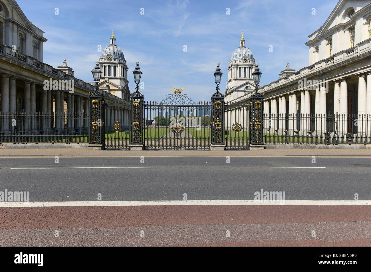University Of Greenwich Campus High Resolution Stock Photography and ...