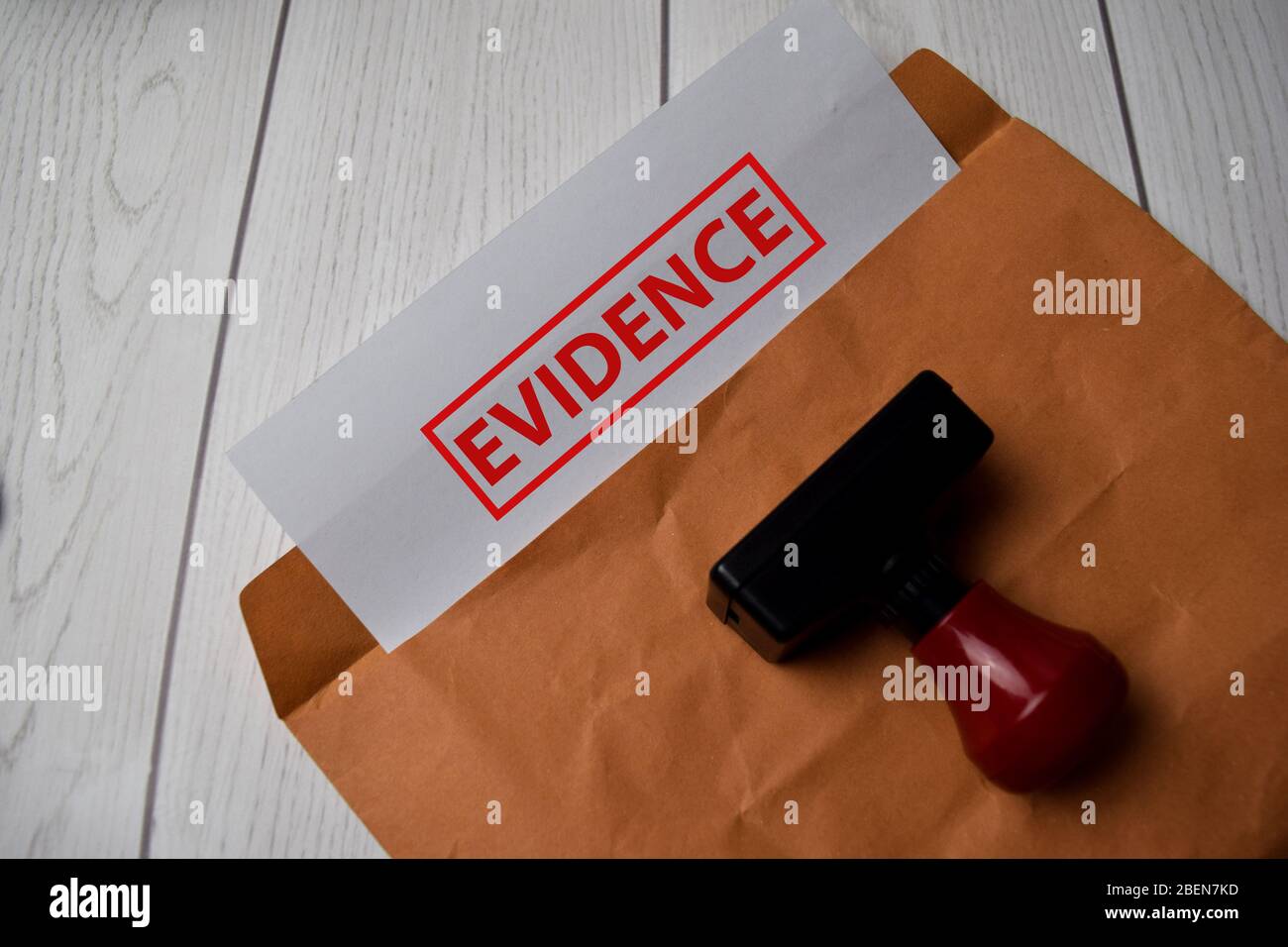 Evidence envelope hi-res stock photography and images - Alamy