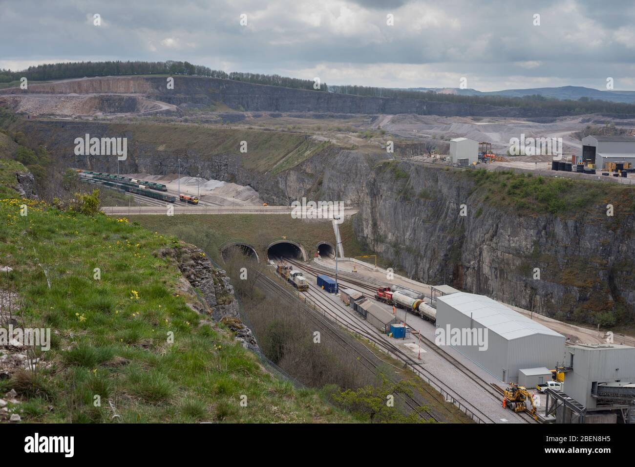 Tarmac Tunstead quarry, Derbyshire Industrial shunter's and ...