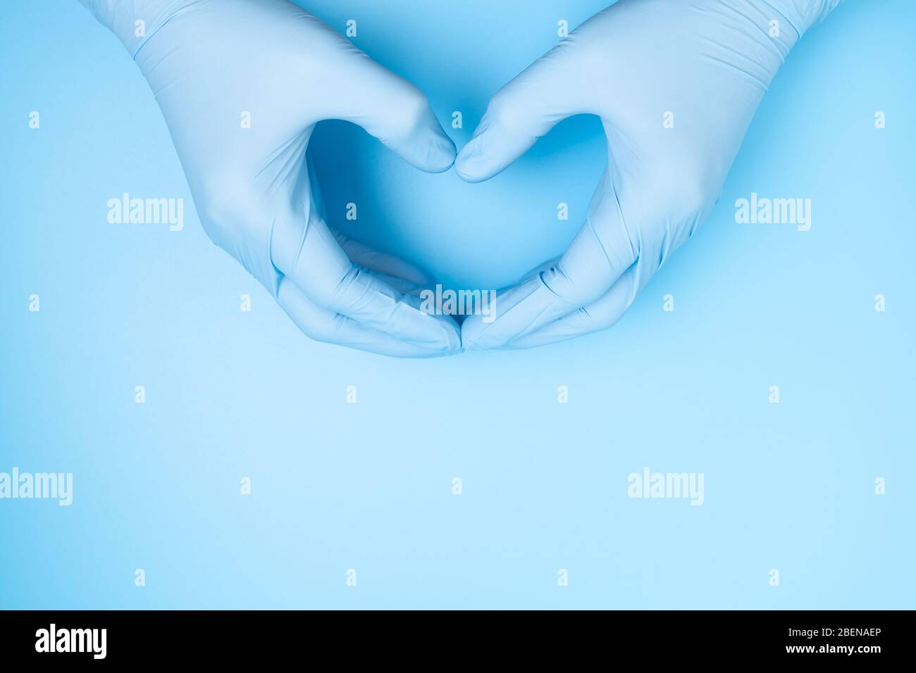 Cardiologist making heart hands hi-res stock photography and images - Alamy