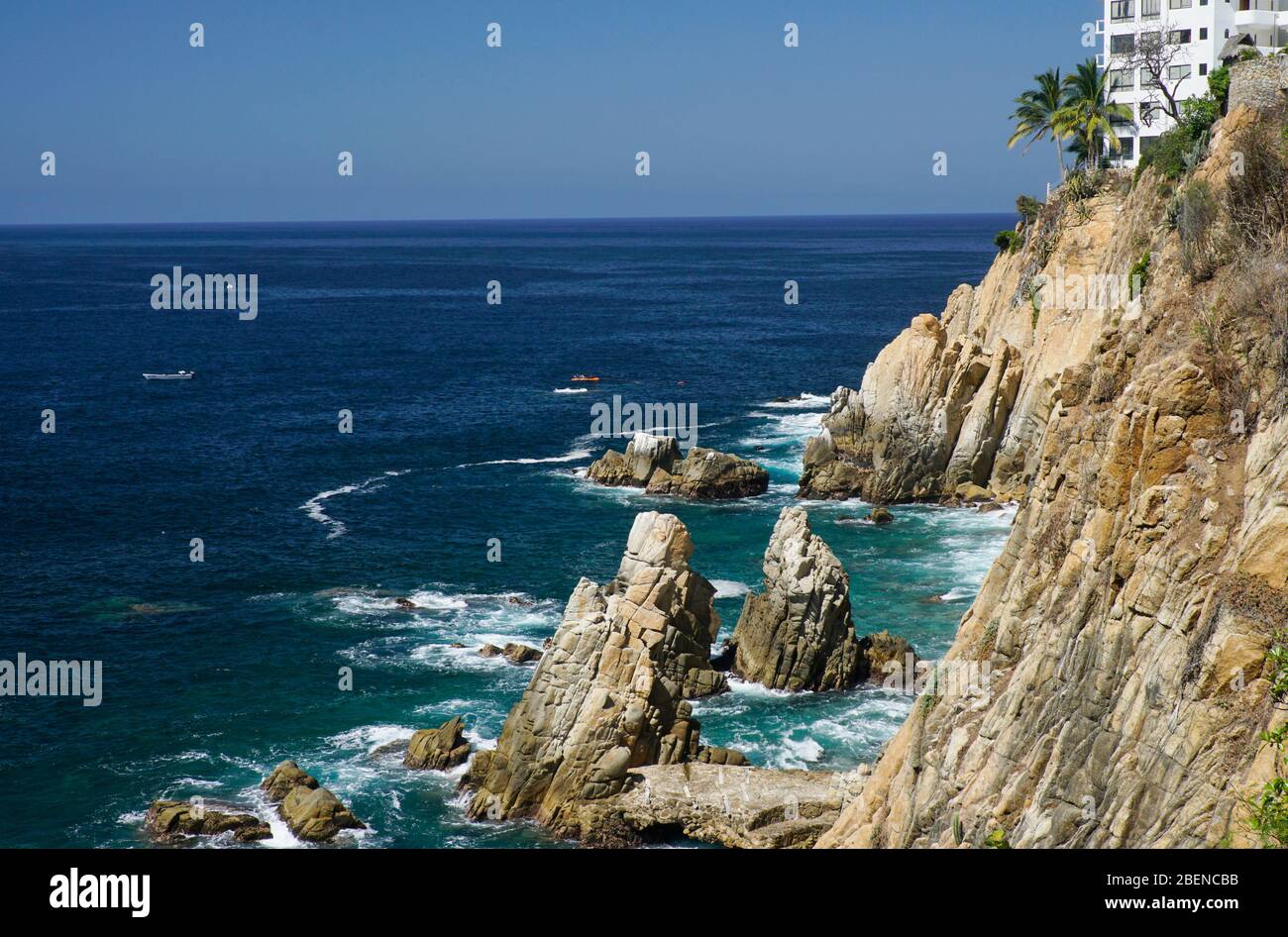 Rocky outcrops in the Pacific Ocean of the coast of Acapulco, Mexico ...