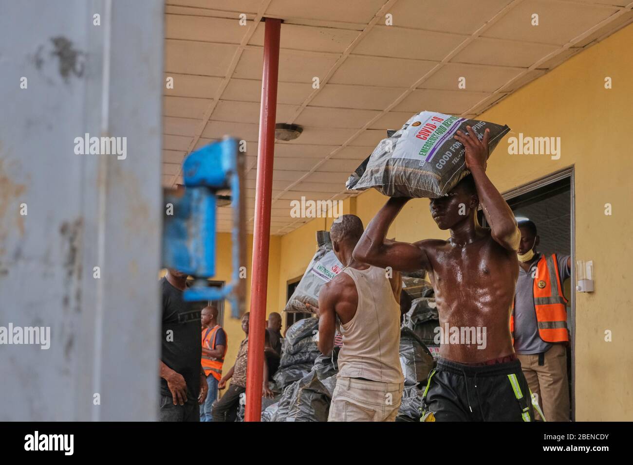 Nigeria workers hi-res stock photography and images - Alamy