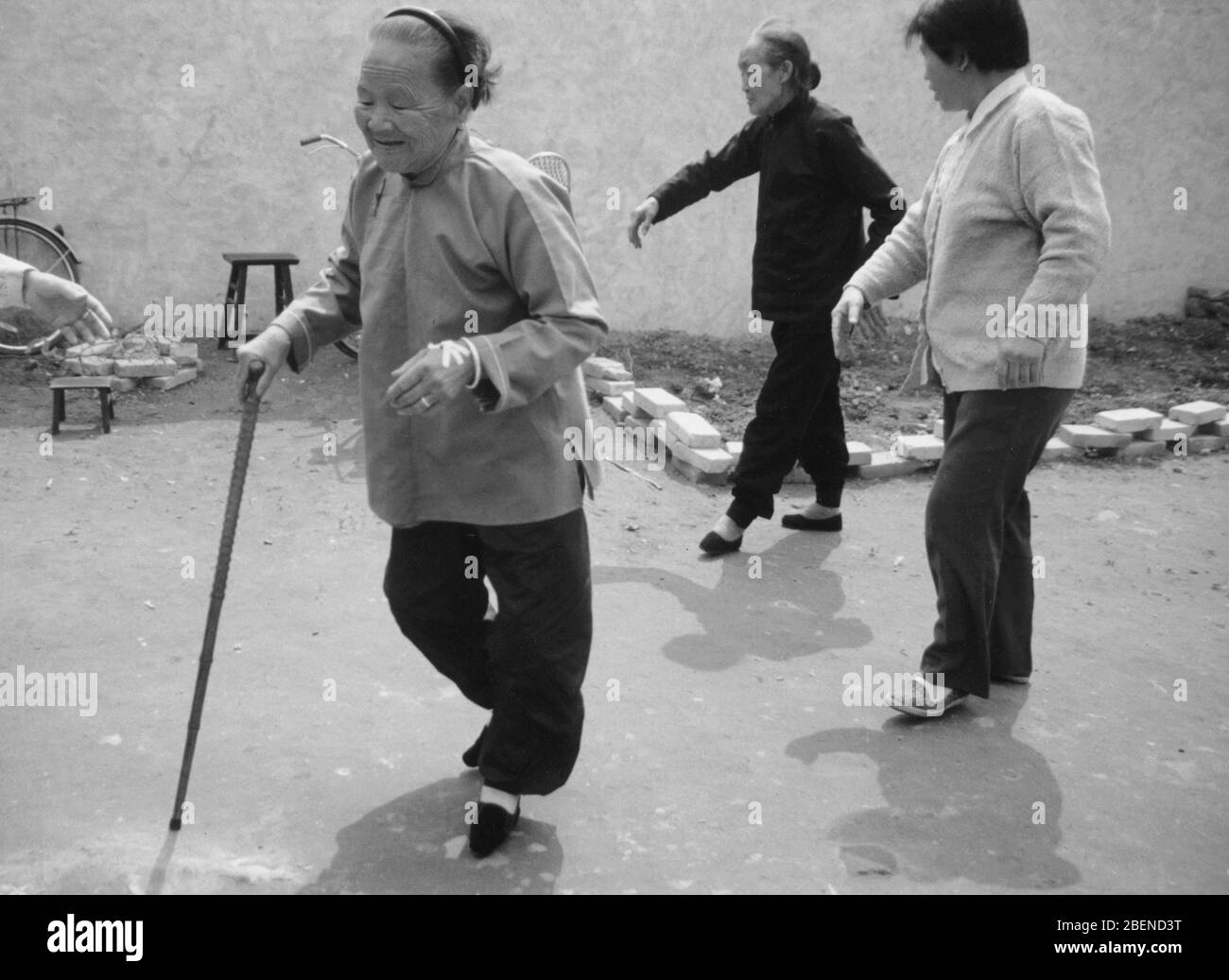 Little old lady hi-res stock photography and images - Alamy