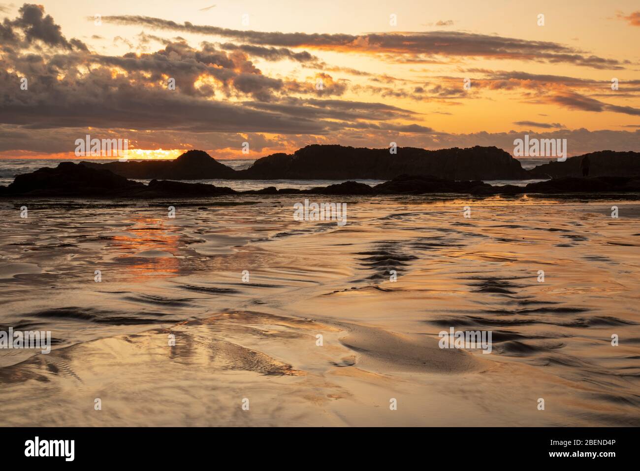 Sunset at Seal Rock State Park on the central Oregon Coast Stock Photo ...