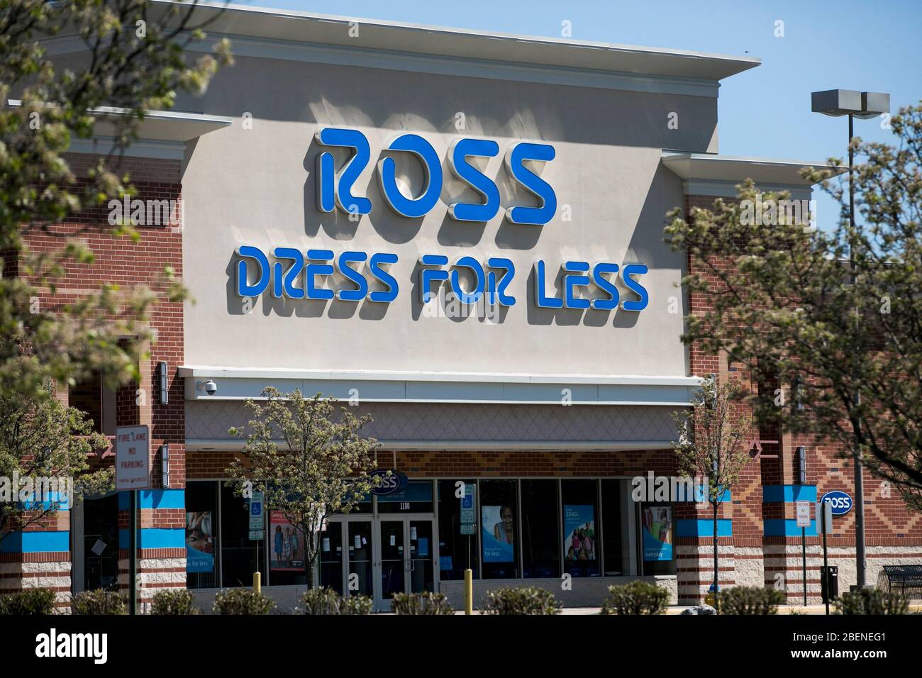 Ross Dress For Less Logo High Resolution Stock Photography and Images ...