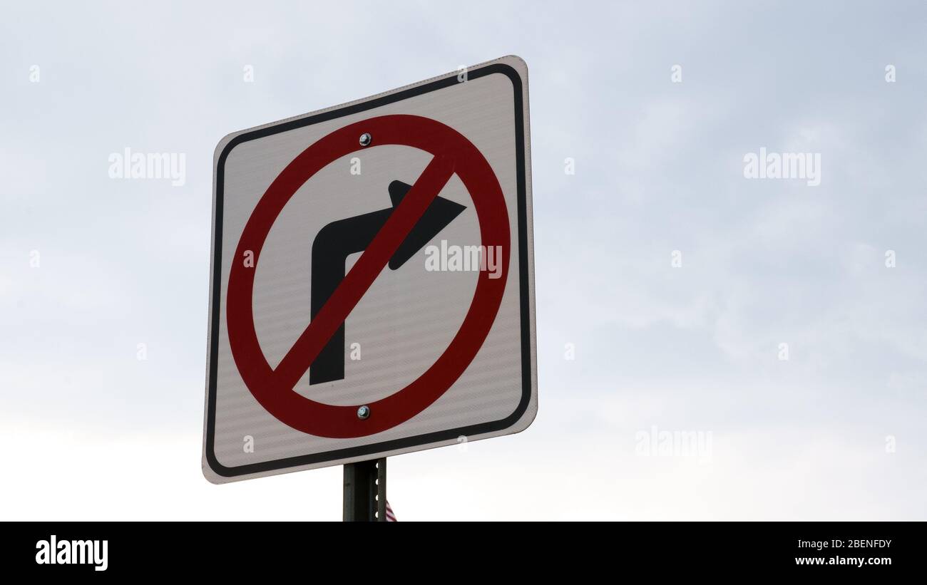 No right turn sign hi-res stock photography and images - Alamy