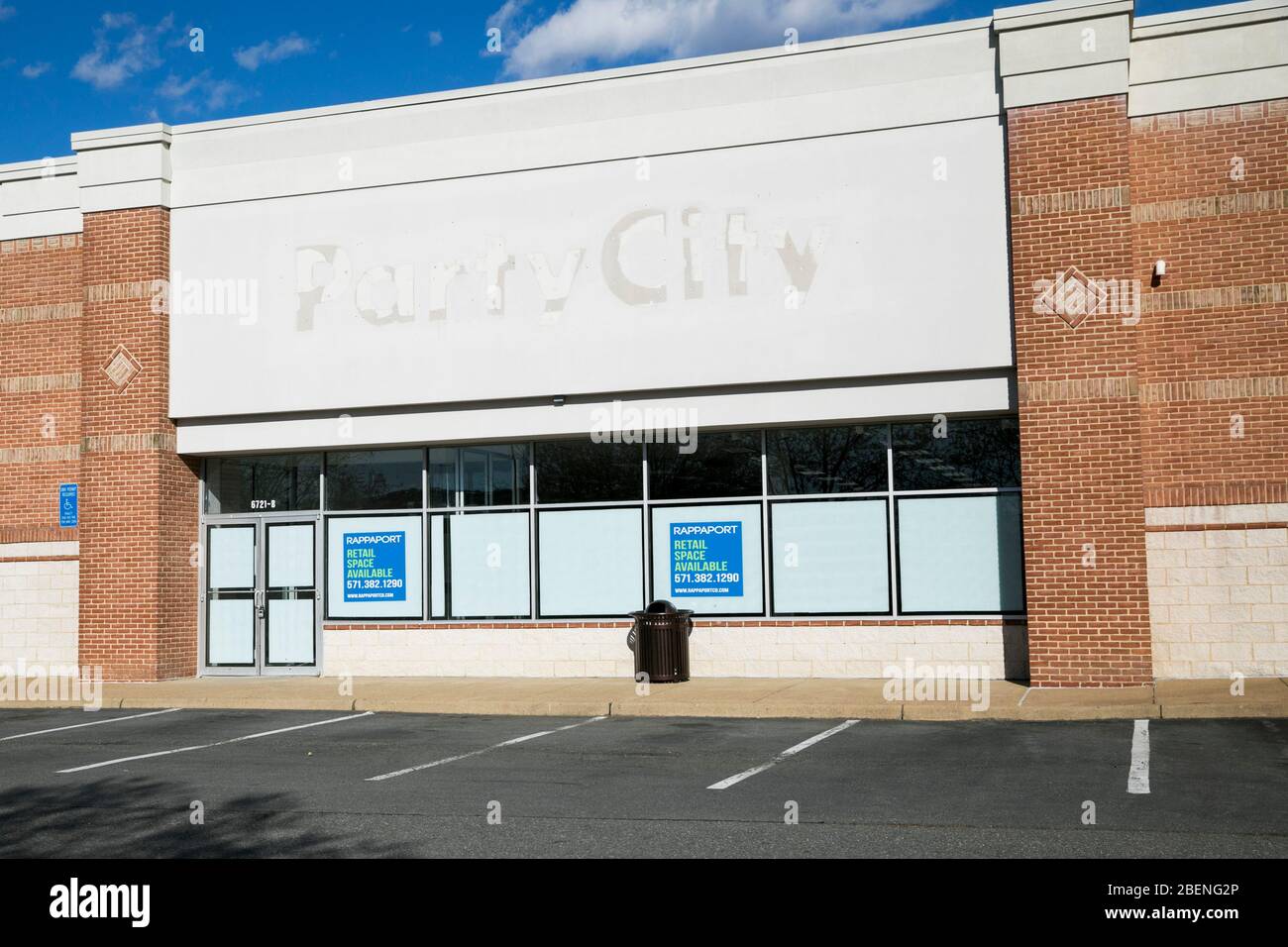 Closed city hi-res stock photography and images - Alamy