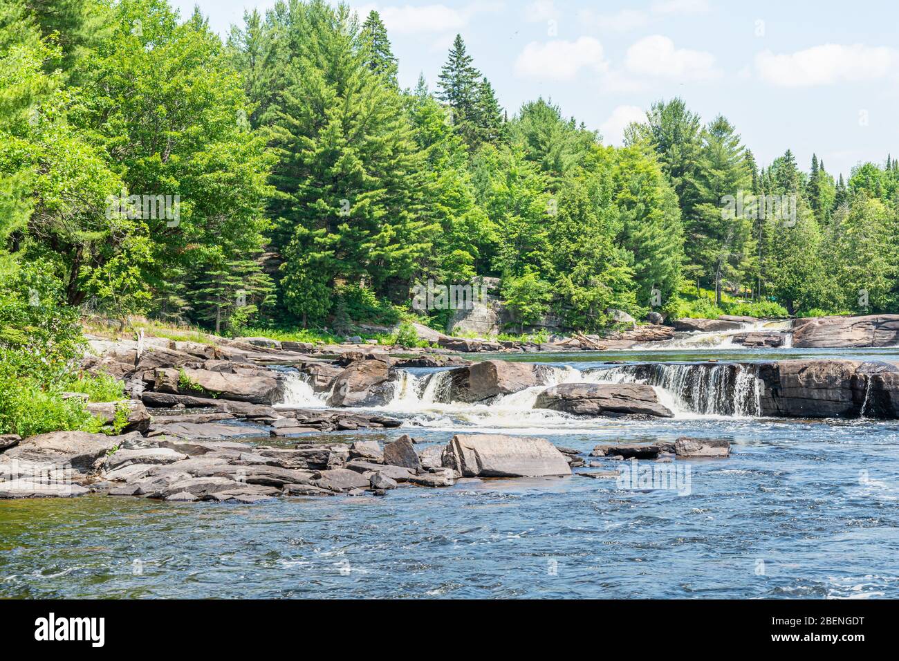 Kinmount hi-res stock photography and images - Alamy