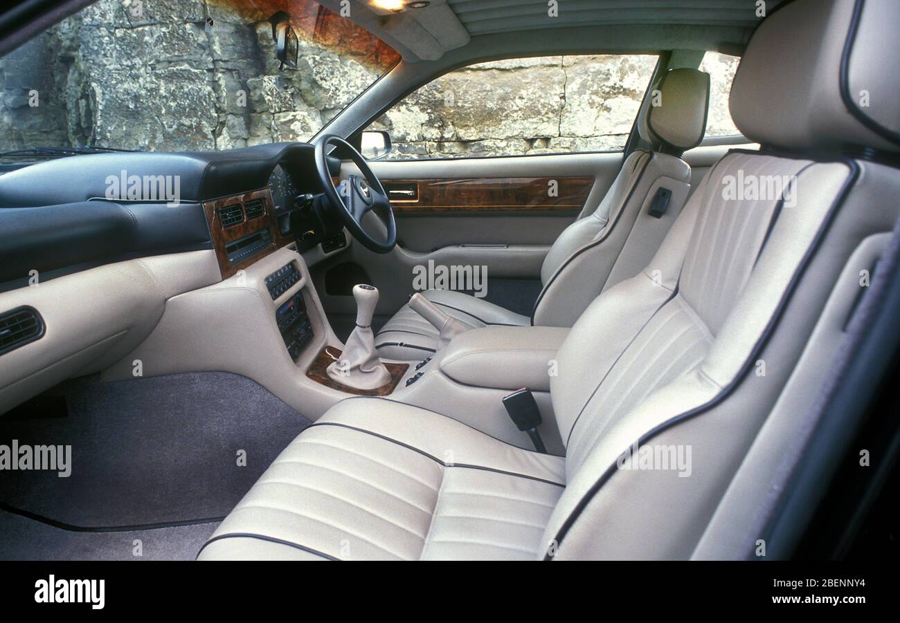 British car interior hi-res stock photography and images - Alamy