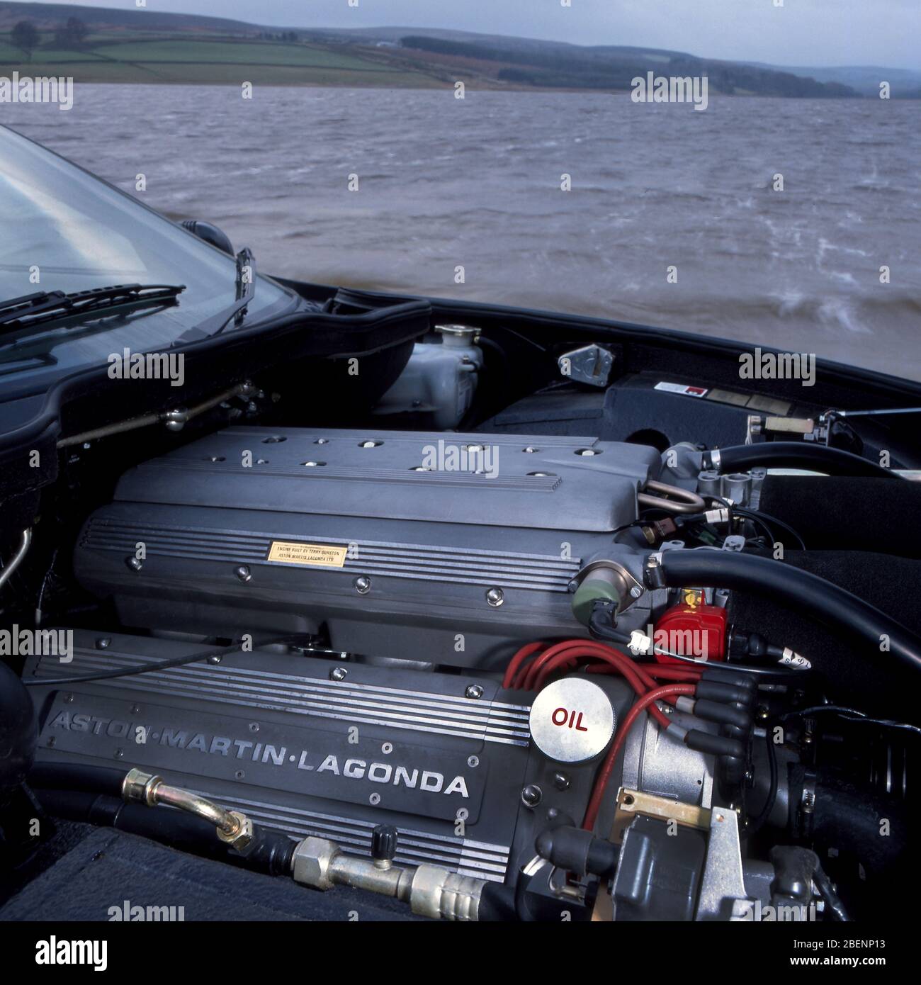 1989 Aston Martin Virage V8 Engine Stock Photo - Alamy