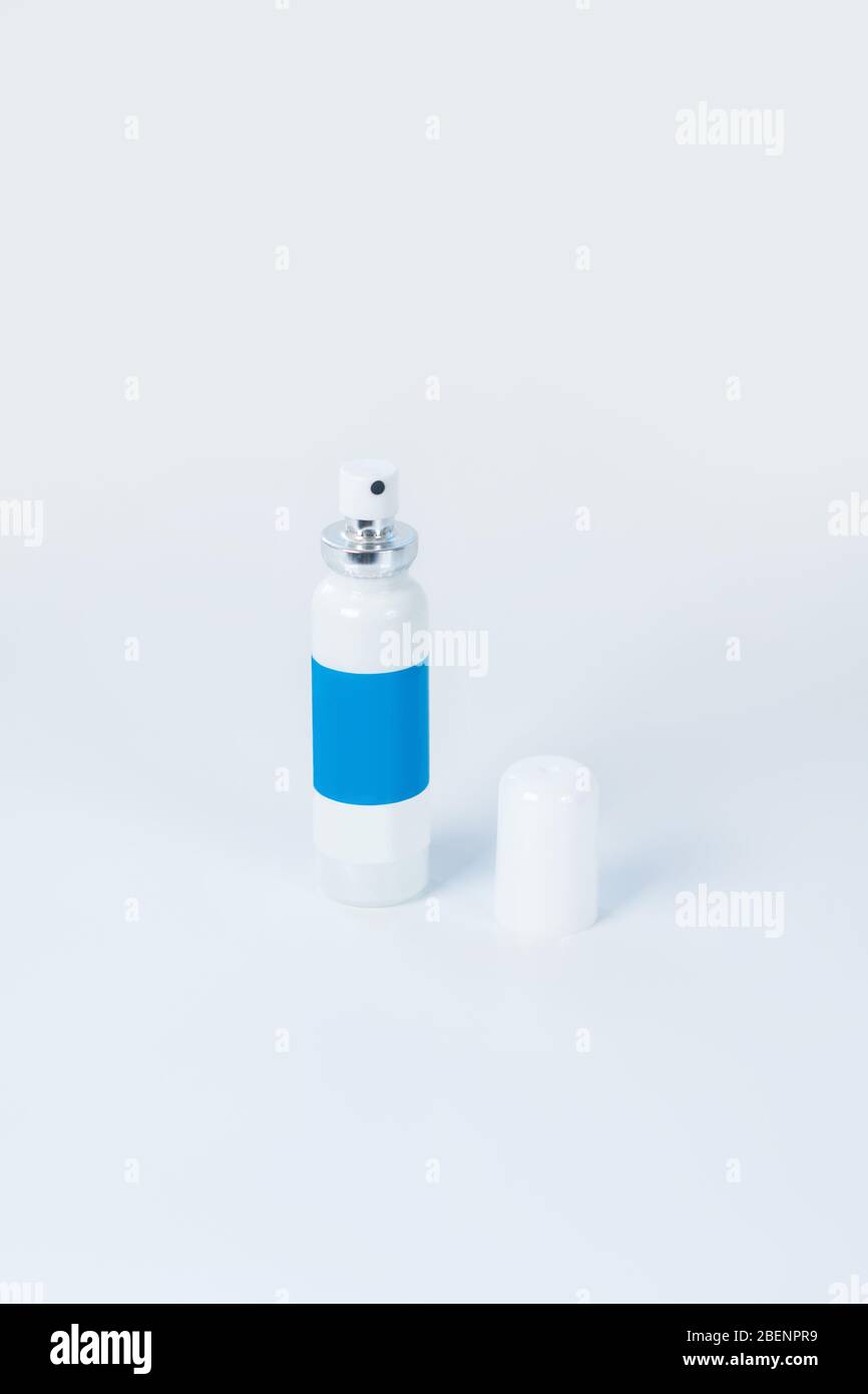 Close up picture of a throat spray Stock Photo - Alamy