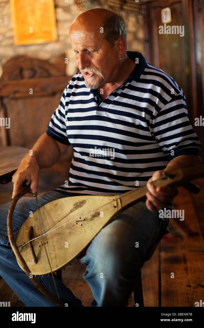 Croatian folklore hi-res stock photography and images - Alamy