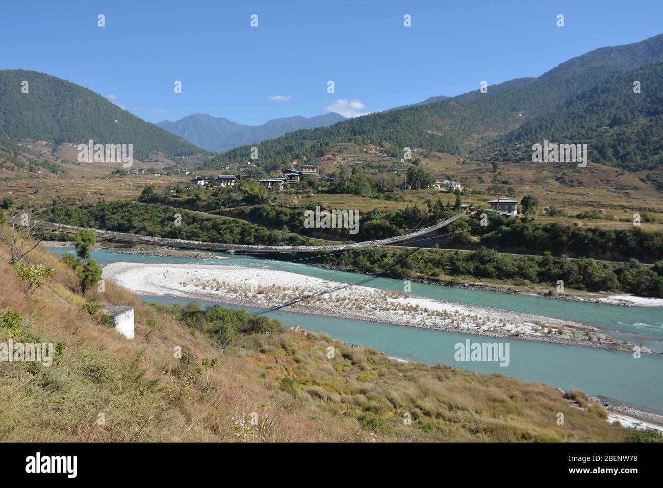 The Punakha suspension bridge over the Tsang Chu River (aka Po Chu ...