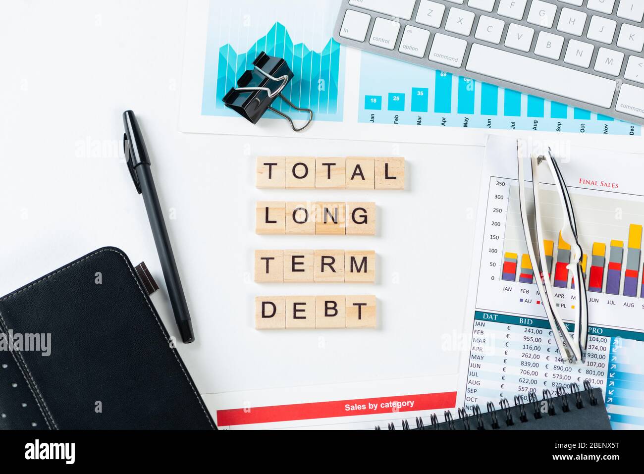 Debt total hi-res stock photography and images - Alamy