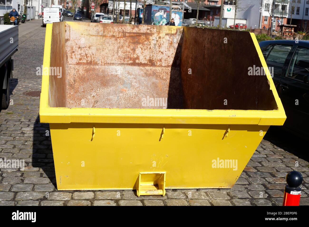 Building rubble containers hi-res stock photography and images - Alamy
