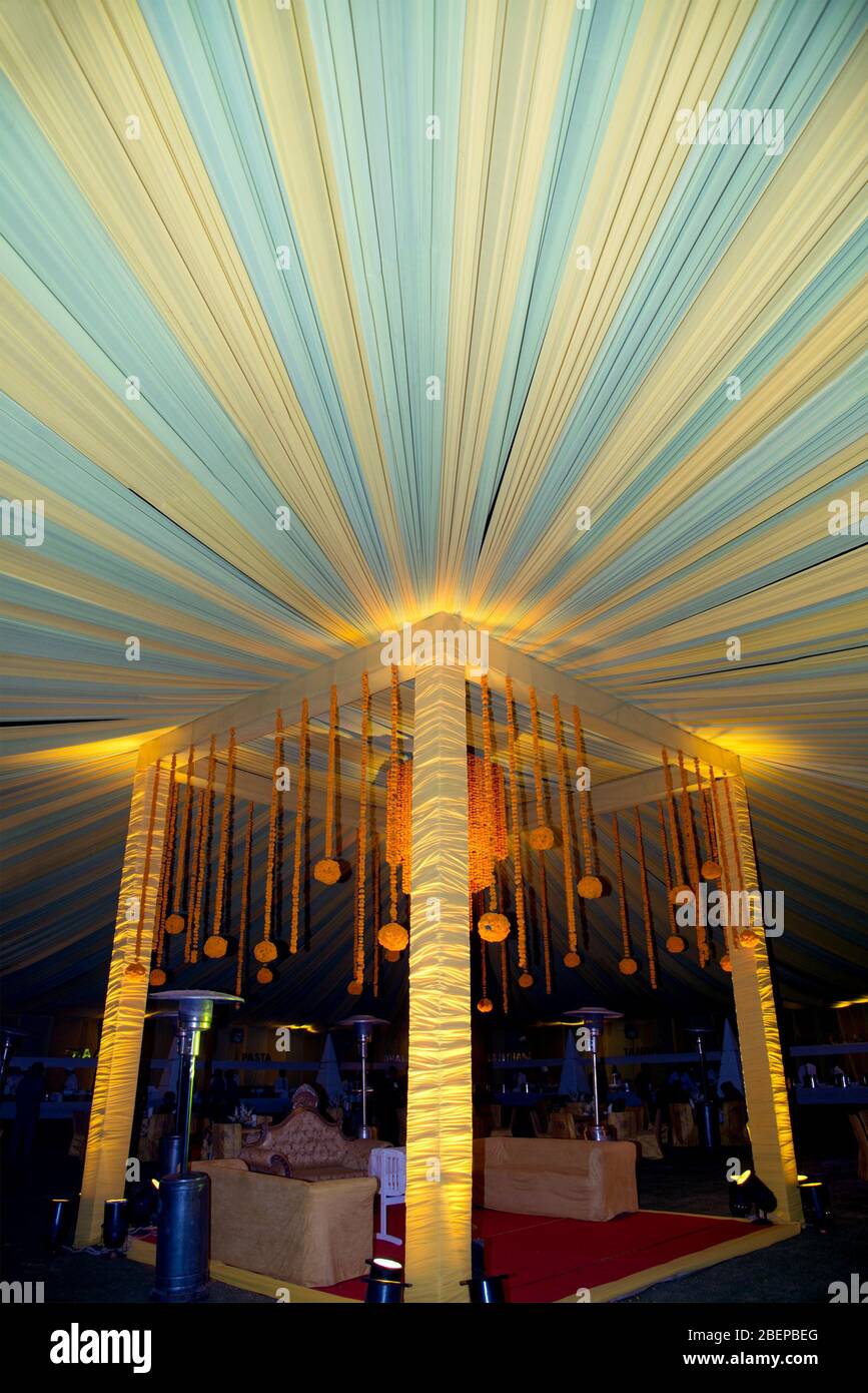 The Beautiful Decorations cultural program, Wedding Decorations, props ...