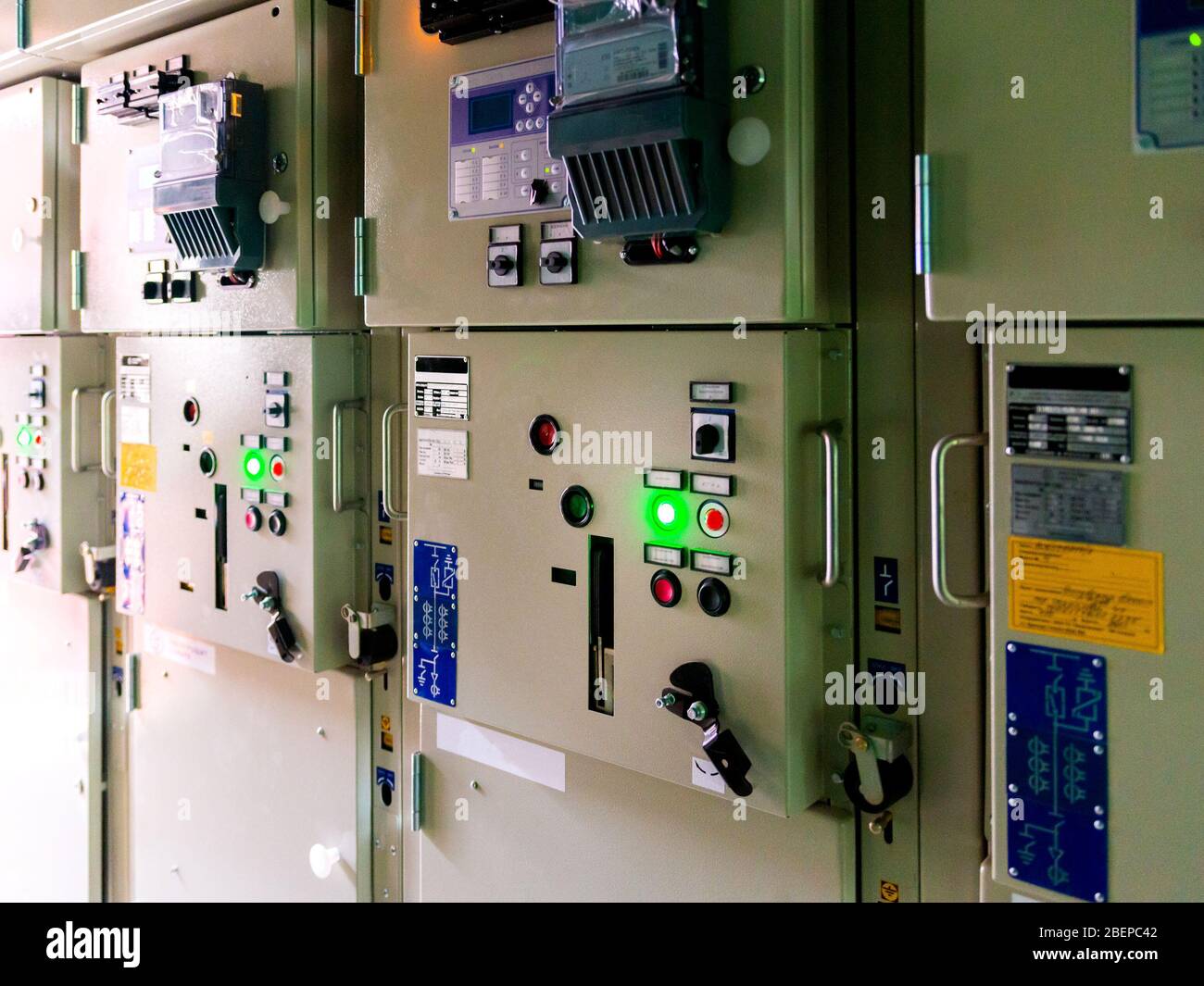 Cabinet for power and distribution electricity. Uninterrupted ...