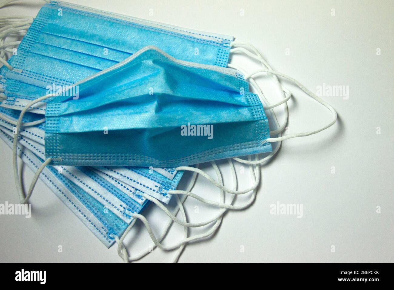 Disposable medical face masks Stock Photo - Alamy