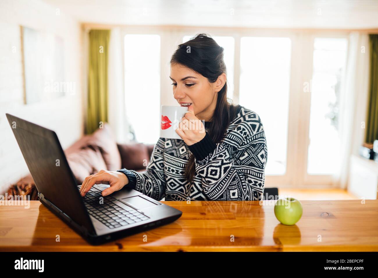 Office routine hi-res stock photography and images - Alamy