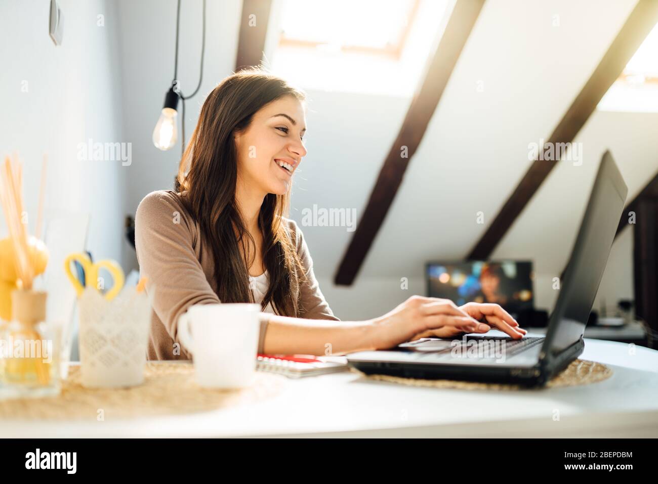 Professional writer hi-res stock photography and images - Alamy