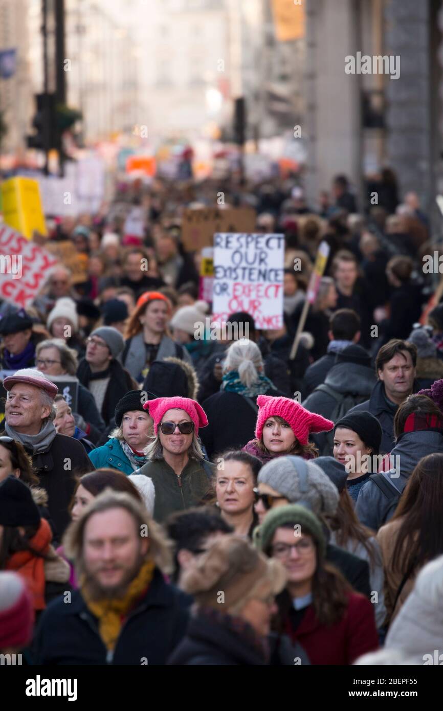 Pink protest hats hi-res stock photography and images - Alamy