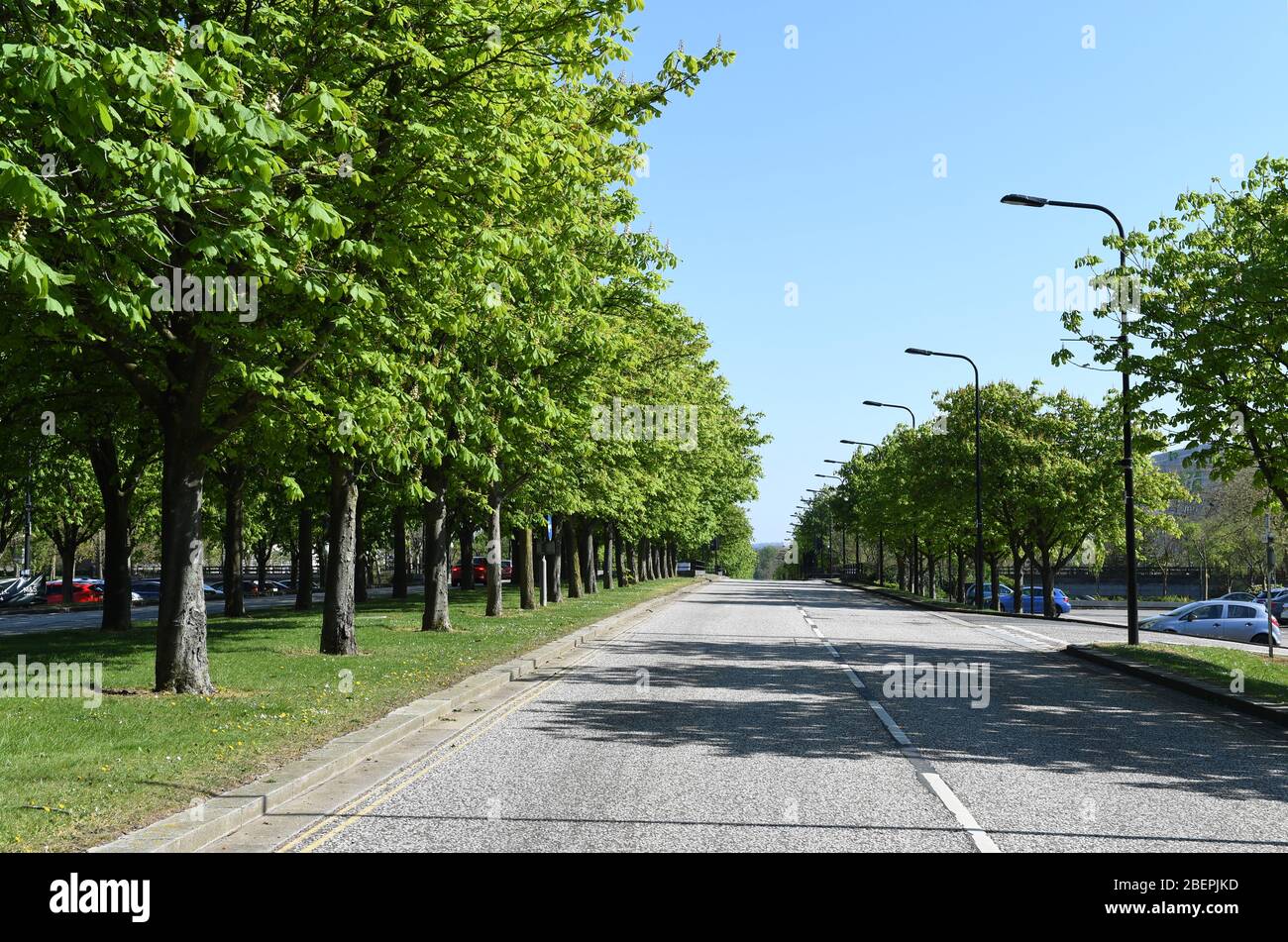 Milton Keynes Centre MK shops entrance civic offices library Stock ...