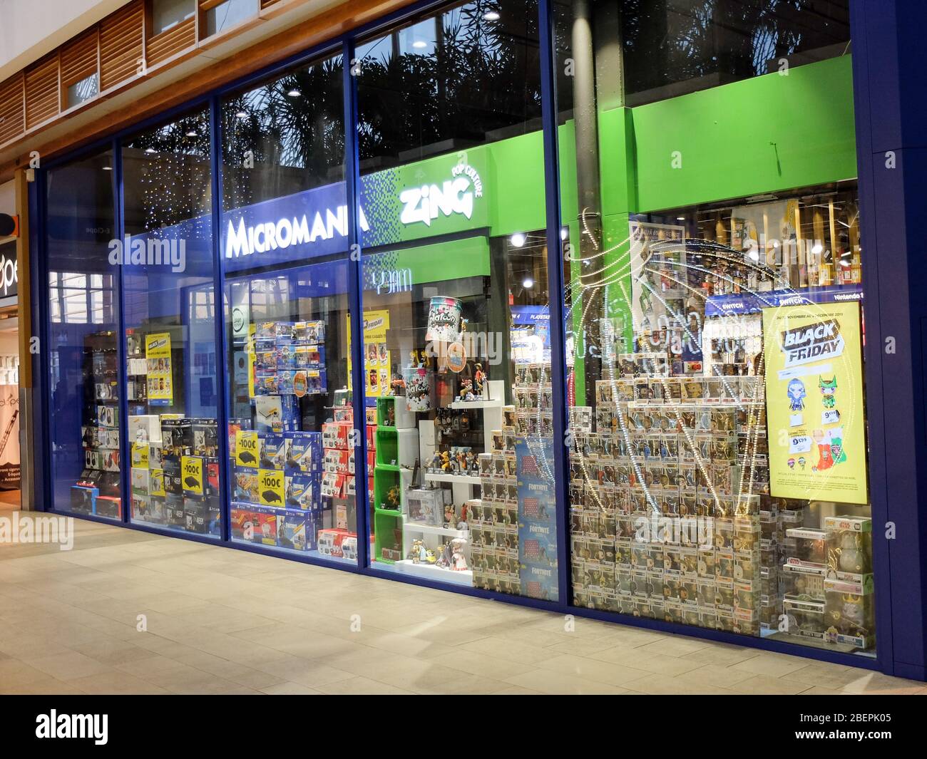 Micromania hi-res stock photography and images - Alamy