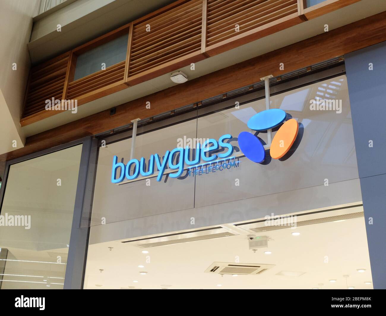 Bouygues Telecom storefront. Bouygues Telecom is a French ...