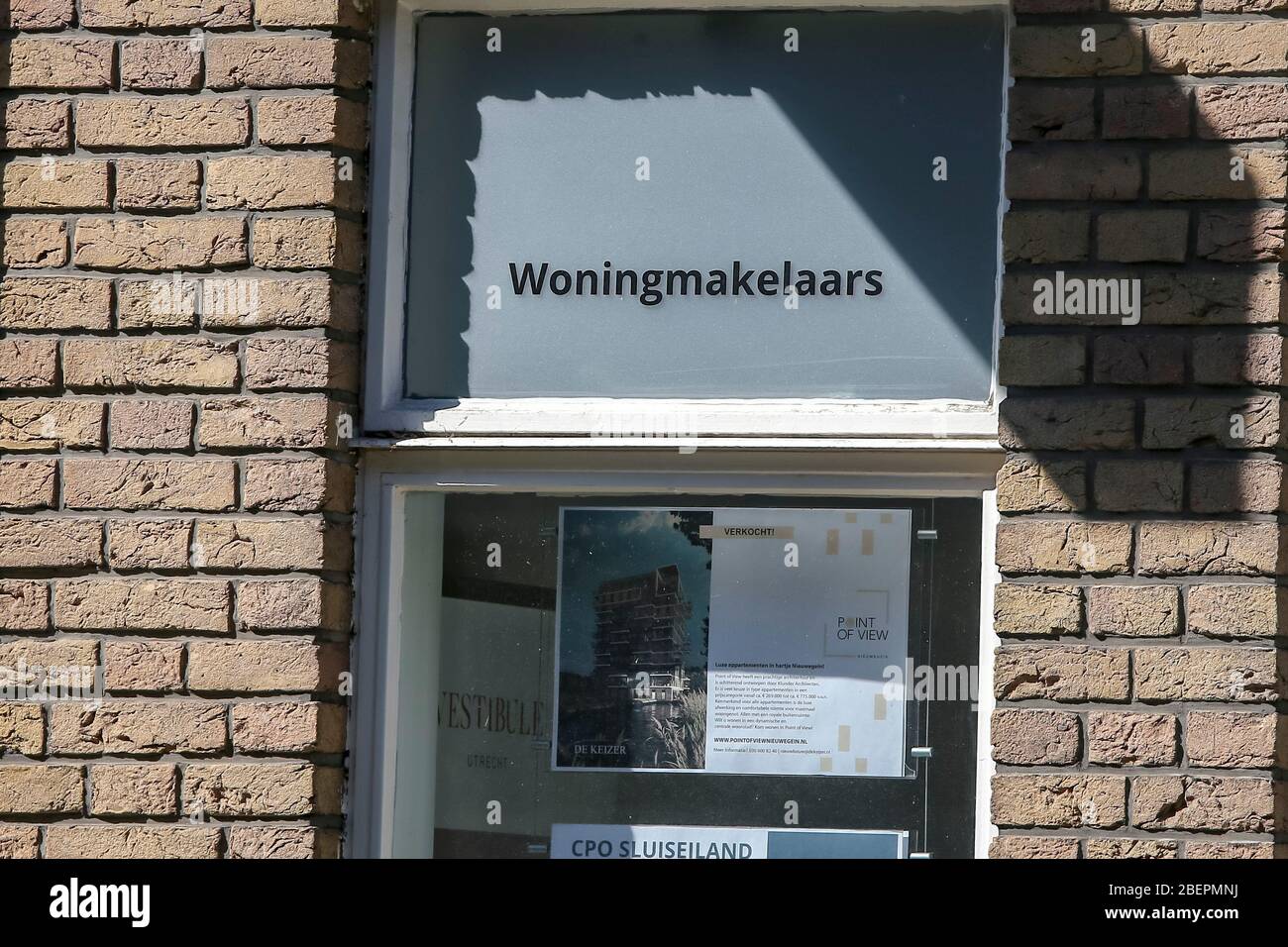 Woning verkocht hi-res stock photography and images - Alamy
