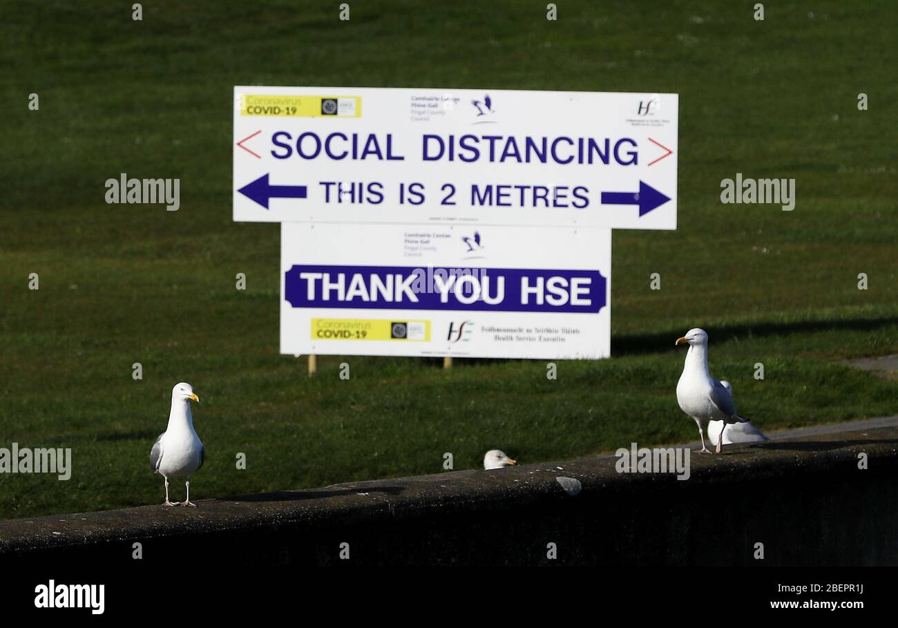 Hse ireland sign hi-res stock photography and images - Alamy