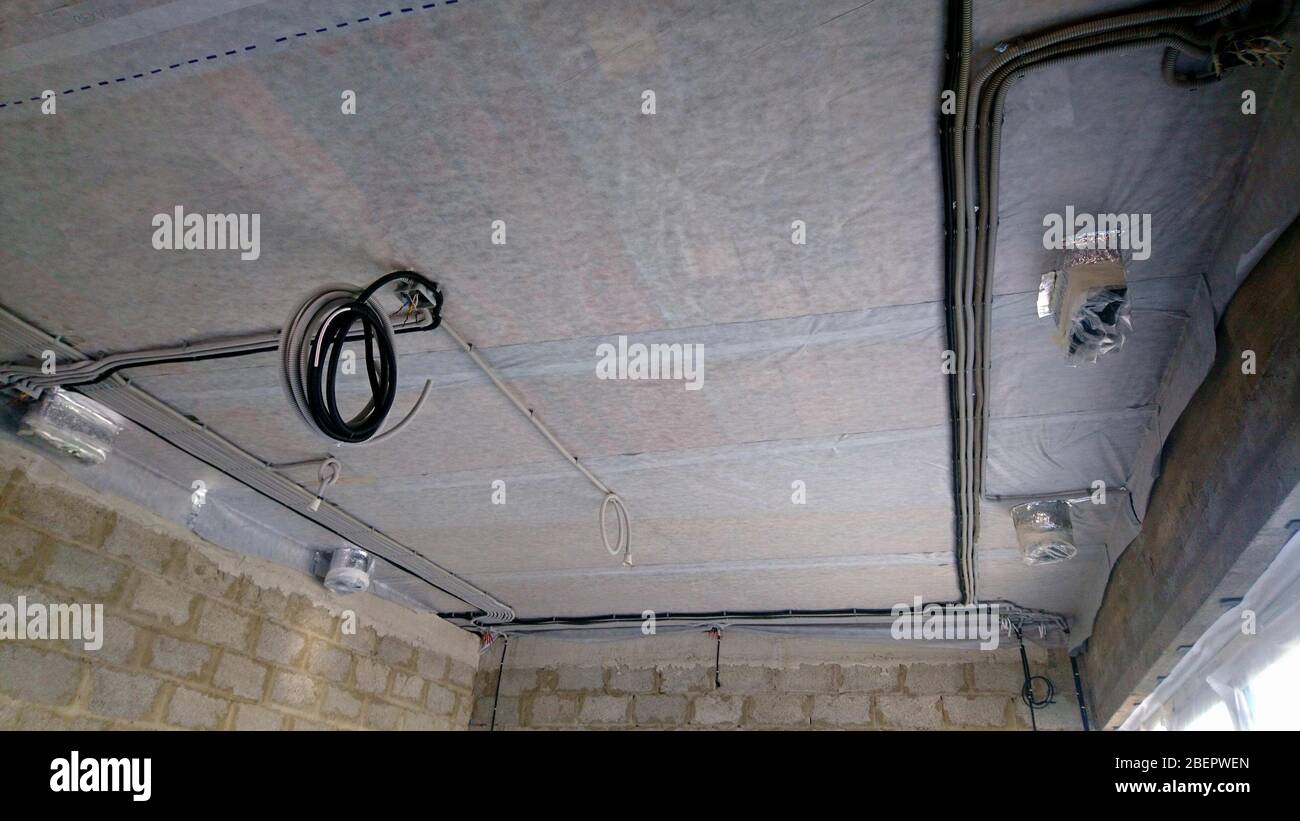 Electrical wiring ceiling hi-res stock photography and images - Alamy