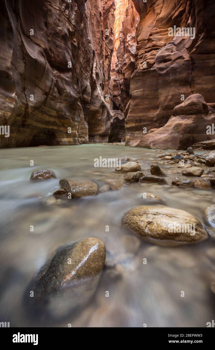 Rugged canyon river trail hi-res stock photography and images - Alamy