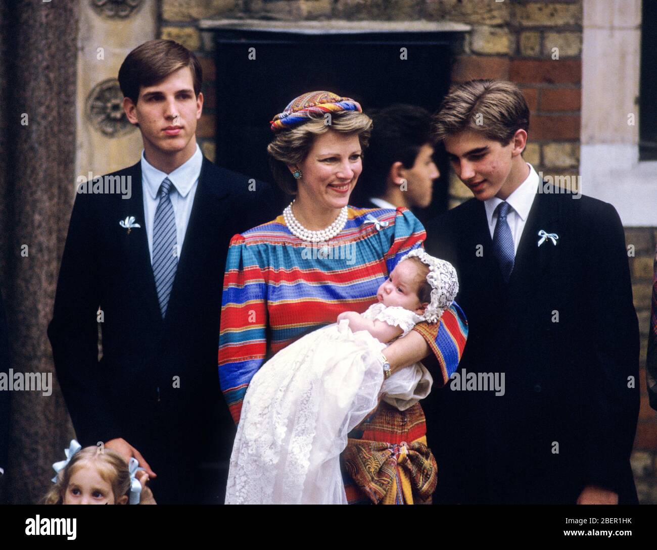 King And Queen Of Greece – Monarchy of Greece – AZZU