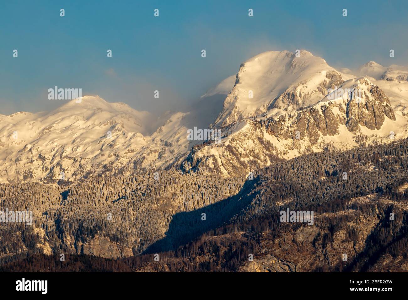 Mist patches hi-res stock photography and images - Alamy