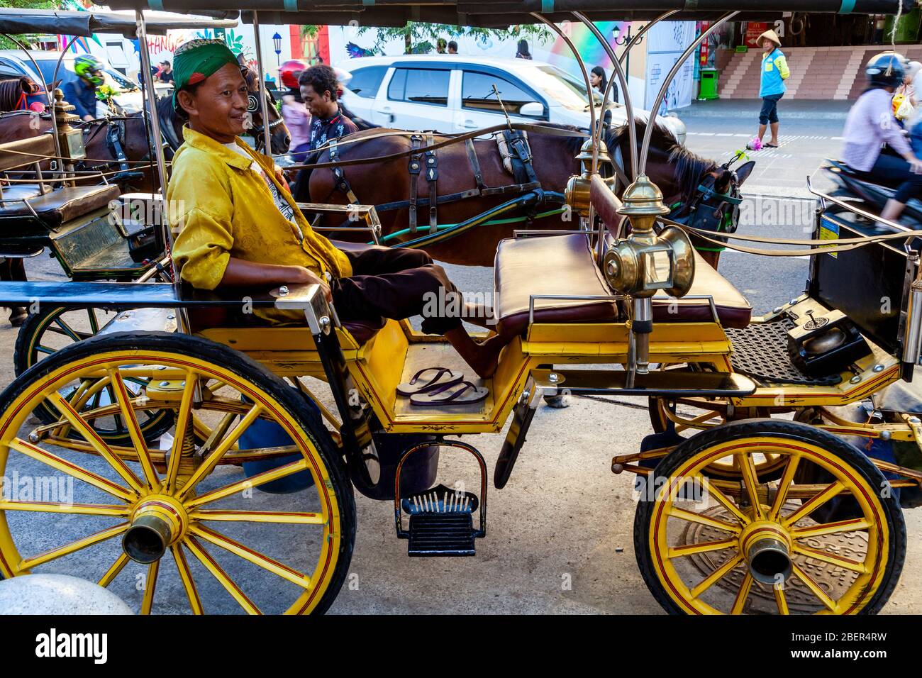 Man drawn carriage hi-res stock photography and images - Alamy