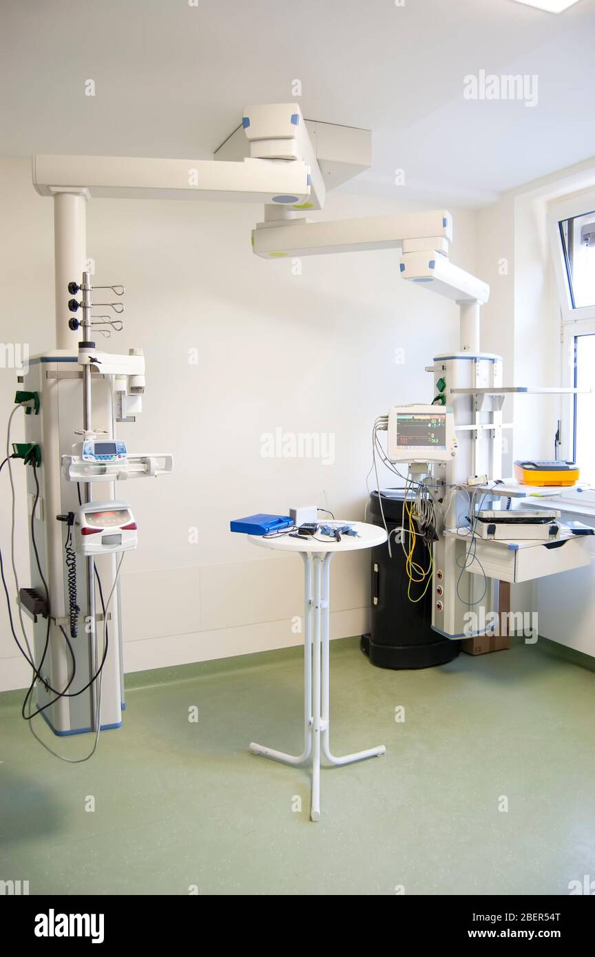 Intensive care unit and trauma care unit of a hospital's emergency ...