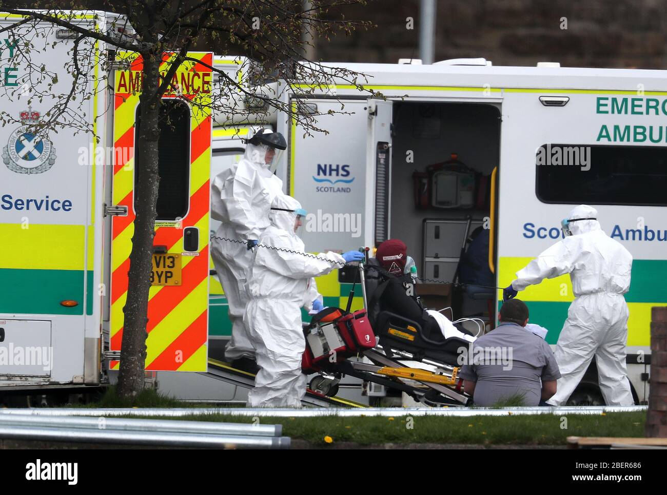 Student paramedics during hi-res stock photography and images - Alamy