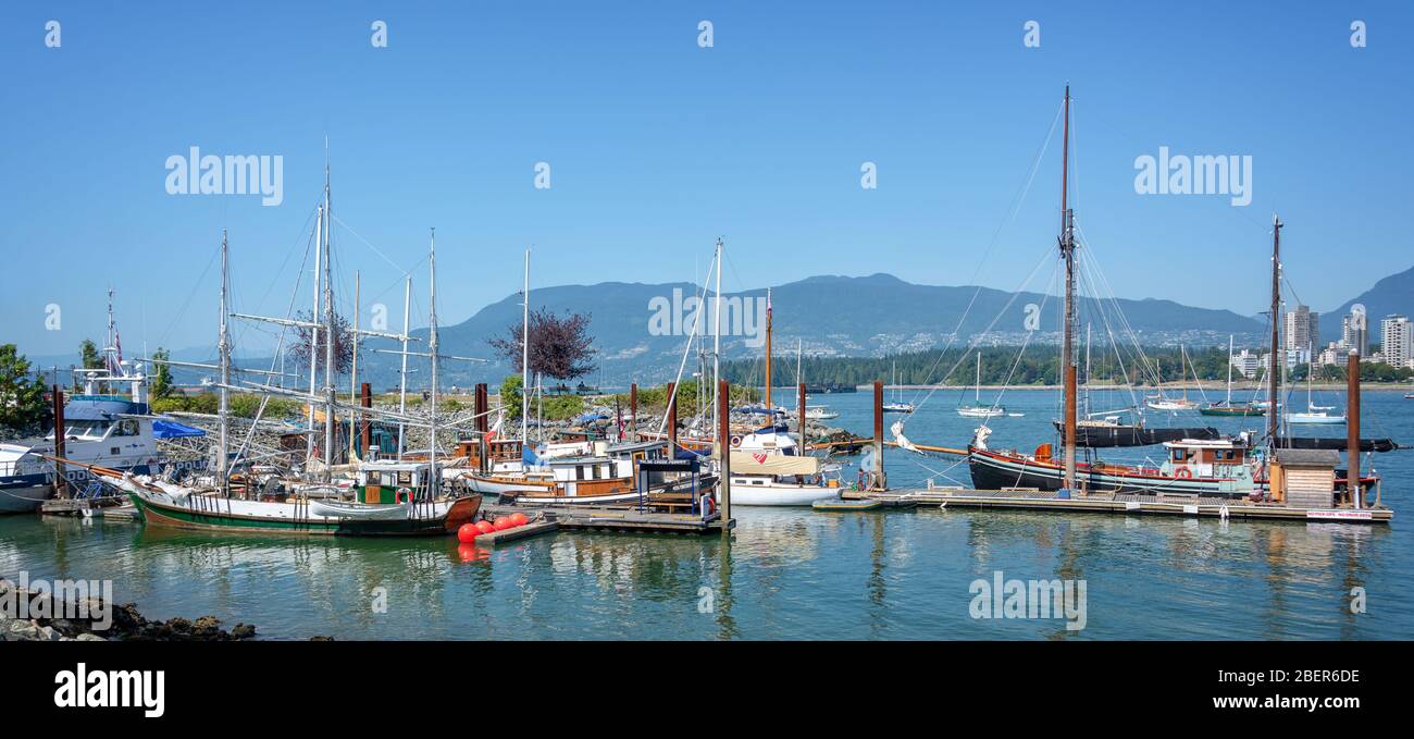 Wood wooden boats hi-res stock photography and images - Alamy