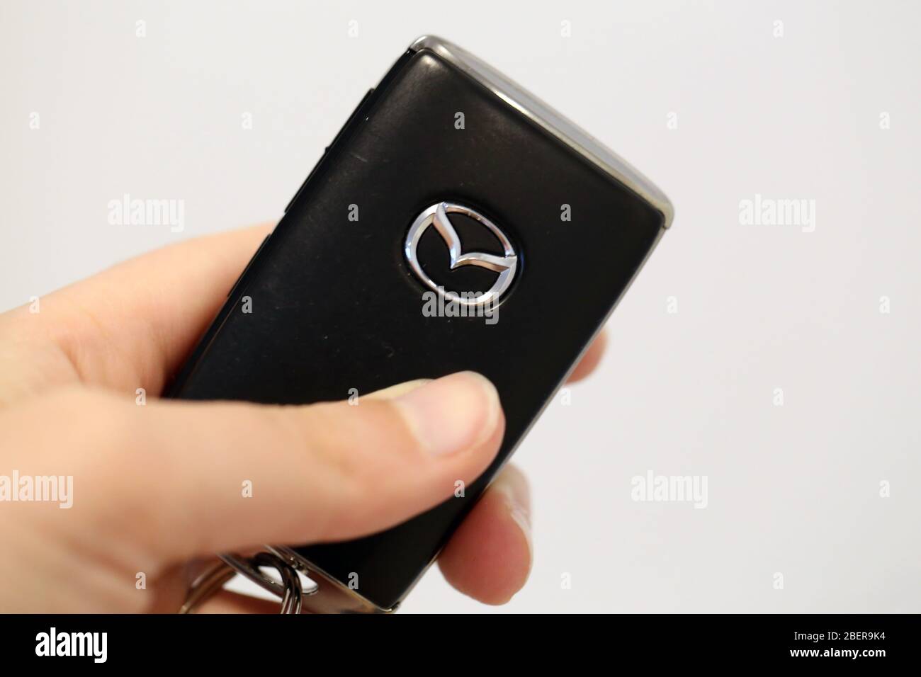 Smart car keys hi-res stock photography and images - Alamy