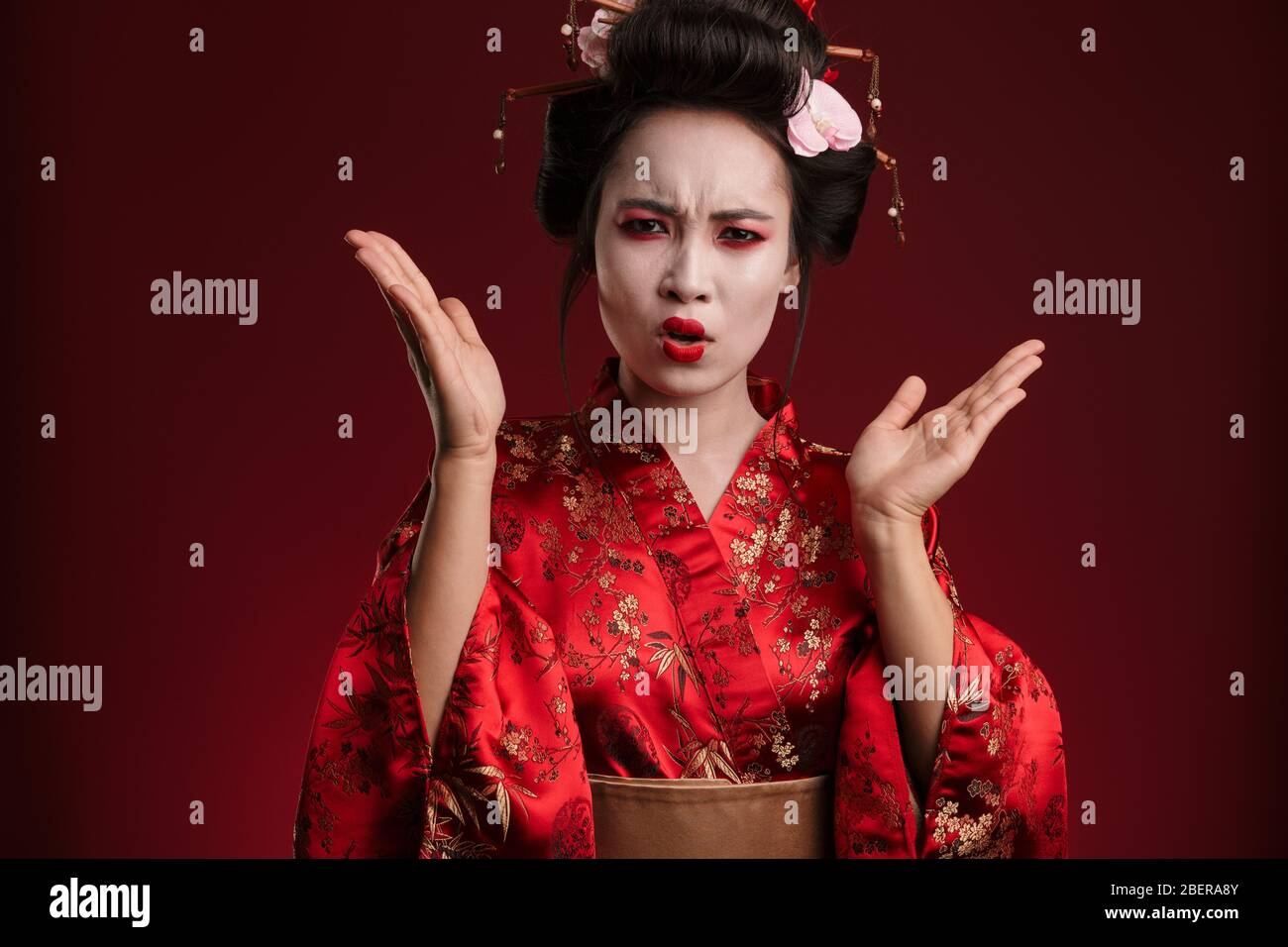 Image of displeased asian geisha woman in traditional japanese kimono ...