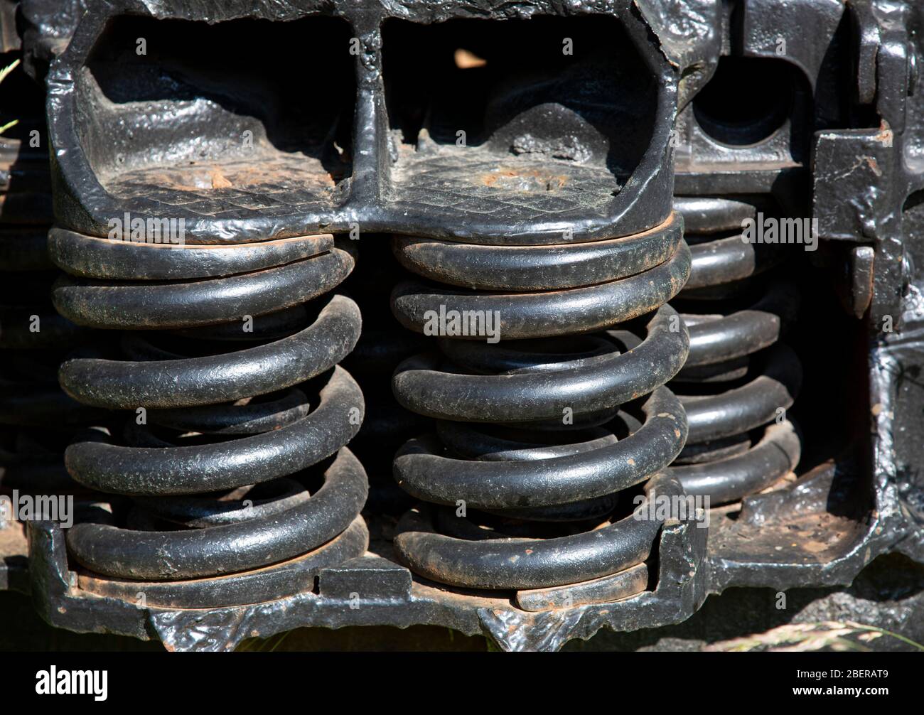 Heavy springs hi-res stock photography and images - Alamy